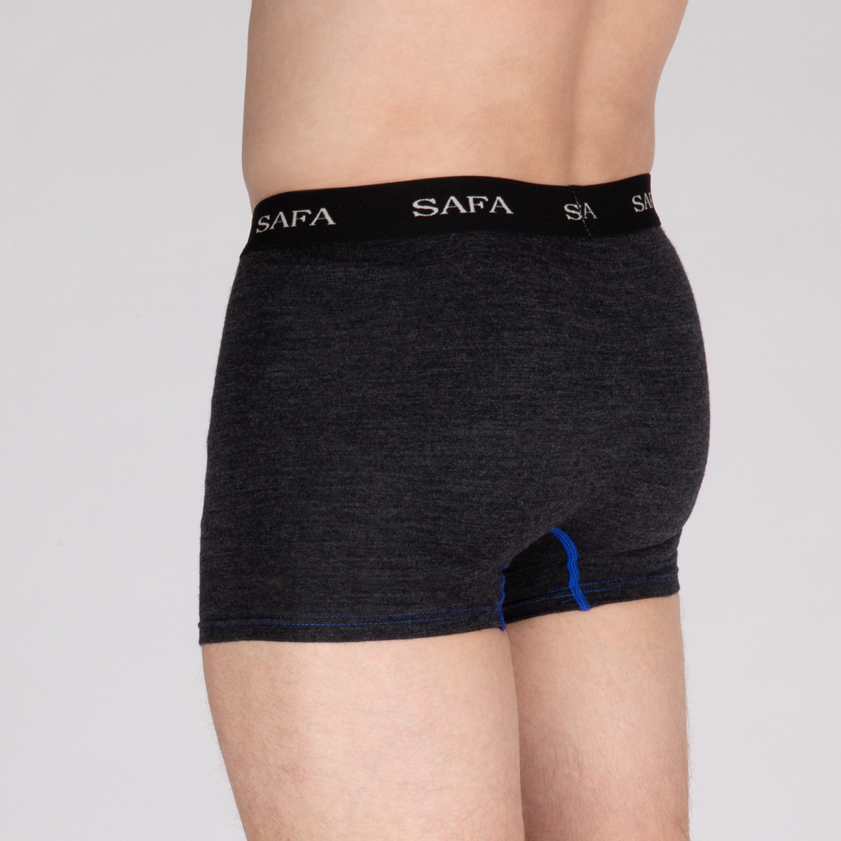 Safa. ALEXANDER BOXER